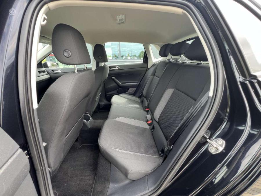 Black Volkswagen Polo 2022 in Siauliai, with an engine capacity of 1.00 L and mileage of 162 thousand km for 11500 €, photo 21 on AUTOMOTO.COM.LV