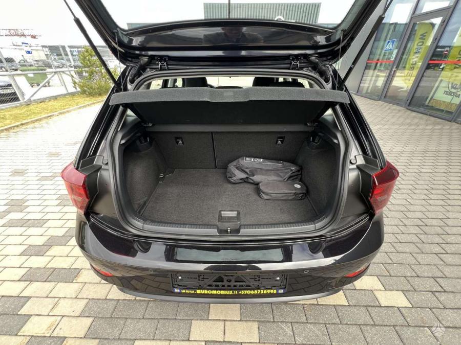 Black Volkswagen Polo 2022 in Siauliai, with an engine capacity of 1.00 L and mileage of 162 thousand km for 11500 €, photo 26 on AUTOMOTO.COM.LV
