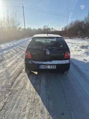 Black Volkswagen Polo 2015 in Kaunas, with an engine capacity of 1.20 L and mileage of 147 thousand km for 1100 €, photo 4 on AUTOMOTO.COM.LV