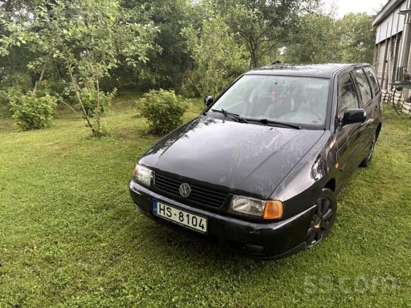 Melns Volkswagen Polo 1998 Rīga, ar dzinēja tilpumu 1.40 L un nobraukumu 38 tūkst. km par 900 €, foto 1 vietnē AUTOMOTO.COM.LV