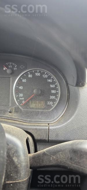 Черный Фольксваген Поло 2002 в Даугавпилс, объемом двигателя 1.90 л и пробегом 336 тыс. км за 300 €, фото 5 на AUTOMOTO.COM.LV
