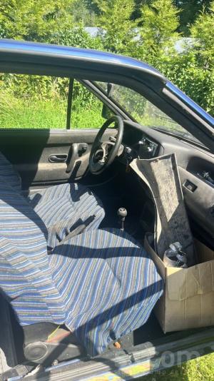 Blue Volkswagen Polo 1992 in Riga, with an engine capacity of 1.00 L and mileage of 255 thousand km for 650 €, photo 6 on AUTOMOTO.COM.LV