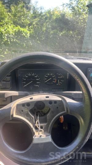 Blue Volkswagen Polo 1992 in Riga, with an engine capacity of 1.00 L and mileage of 255 thousand km for 650 €, photo 10 on AUTOMOTO.COM.LV