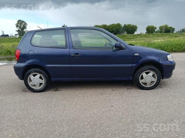 Blue Volkswagen Polo 2001 in Daugavpils, with an engine capacity of 1.90 L and mileage of 273 thousand km for 950 €, photo 4 on AUTOMOTO.COM.LV