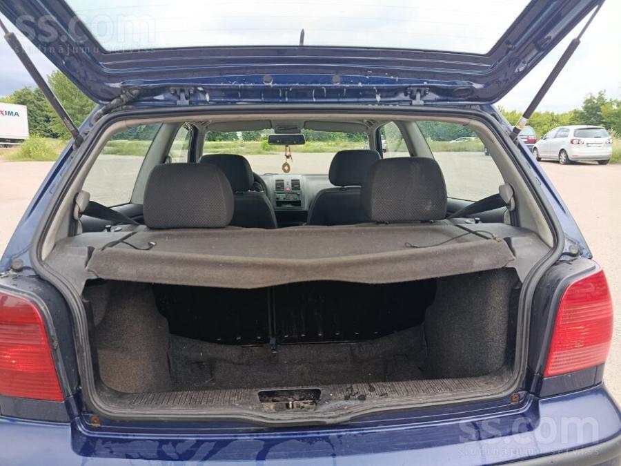 Blue Volkswagen Polo 2001 in Daugavpils, with an engine capacity of 1.90 L and mileage of 273 thousand km for 950 €, photo 8 on AUTOMOTO.COM.LV