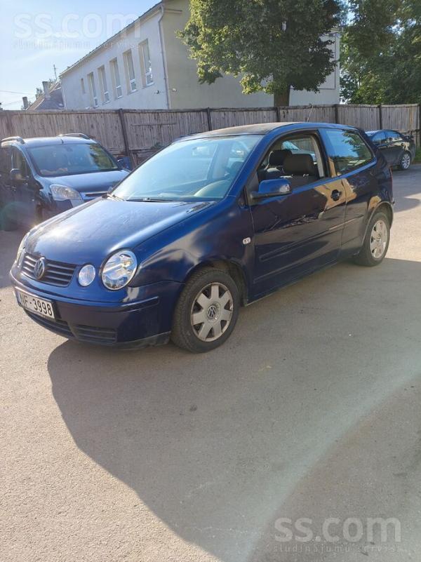 Blue Volkswagen Polo 2002 in Riga, with an engine capacity of 1.20 L and mileage of 252 thousand km for 1500 €, photo 1 on AUTOMOTO.COM.LV