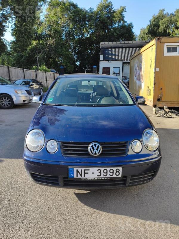Blue Volkswagen Polo 2002 in Riga, with an engine capacity of 1.20 L and mileage of 252 thousand km for 1500 €, photo 2 on AUTOMOTO.COM.LV