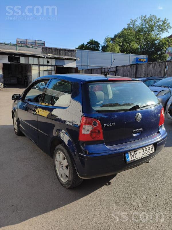 Blue Volkswagen Polo 2002 in Riga, with an engine capacity of 1.20 L and mileage of 252 thousand km for 1500 €, photo 7 on AUTOMOTO.COM.LV