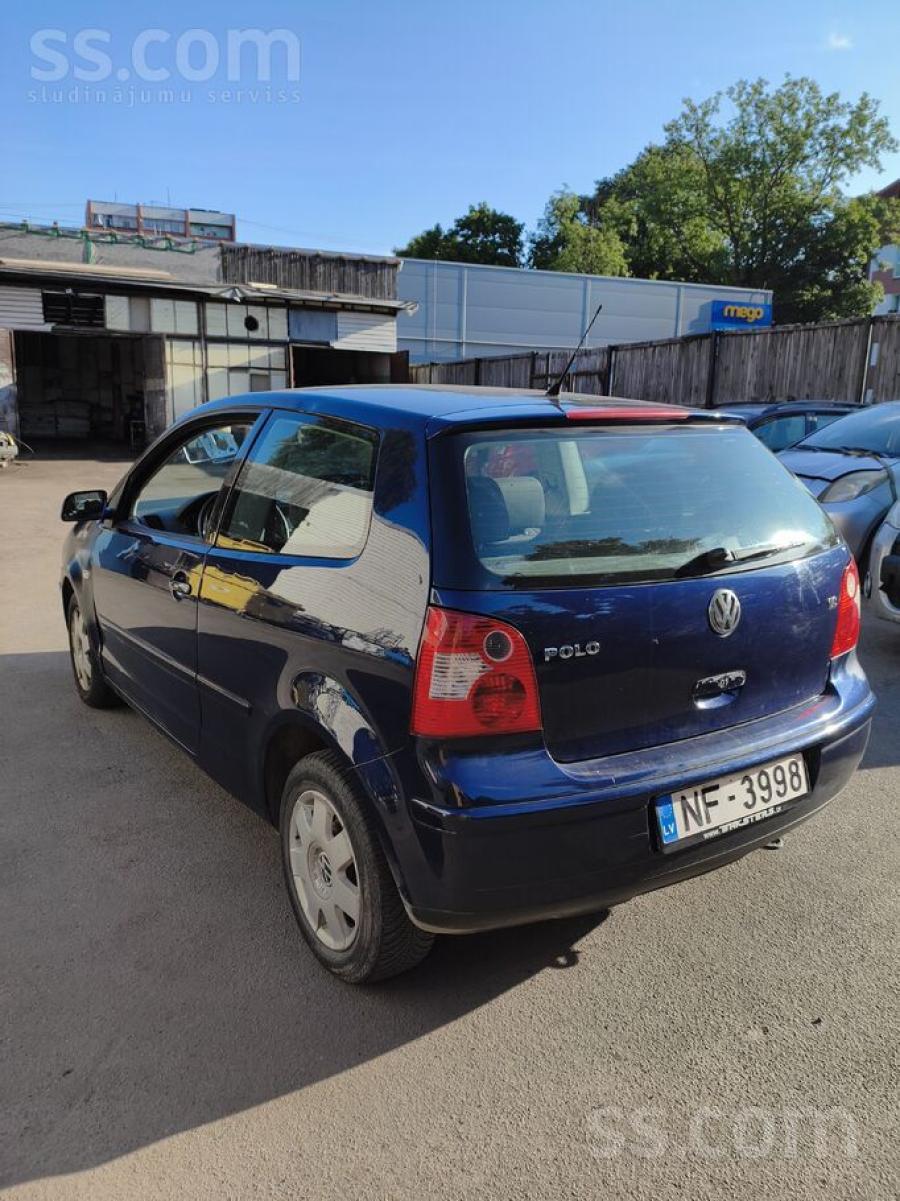 Zils Volkswagen Polo 2002 Rīga, ar dzinēja tilpumu 1.20 L un nobraukumu 252 tūkst. km par 1500 €, foto 8 vietnē AUTOMOTO.COM.LV