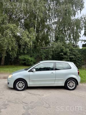 Blue Volkswagen Polo 2007 in Riga, with an engine capacity of 1.40 L and mileage of 307 thousand km for 1400 €, photo 3 on AUTOMOTO.COM.LV