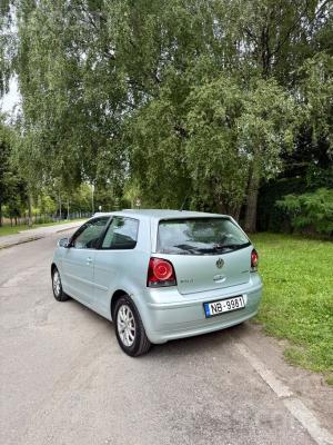Blue Volkswagen Polo 2007 in Riga, with an engine capacity of 1.40 L and mileage of 307 thousand km for 1400 €, photo 4 on AUTOMOTO.COM.LV