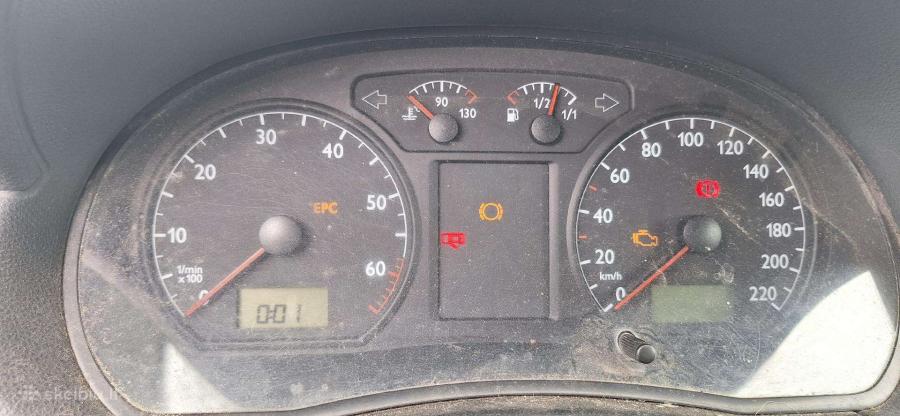 Zils Volkswagen Polo 1930 Šauļi, ar dzinēja tilpumu 0.00 L un nobraukumu 226 tūkst. km par 400 €, foto 8 vietnē AUTOMOTO.COM.LV