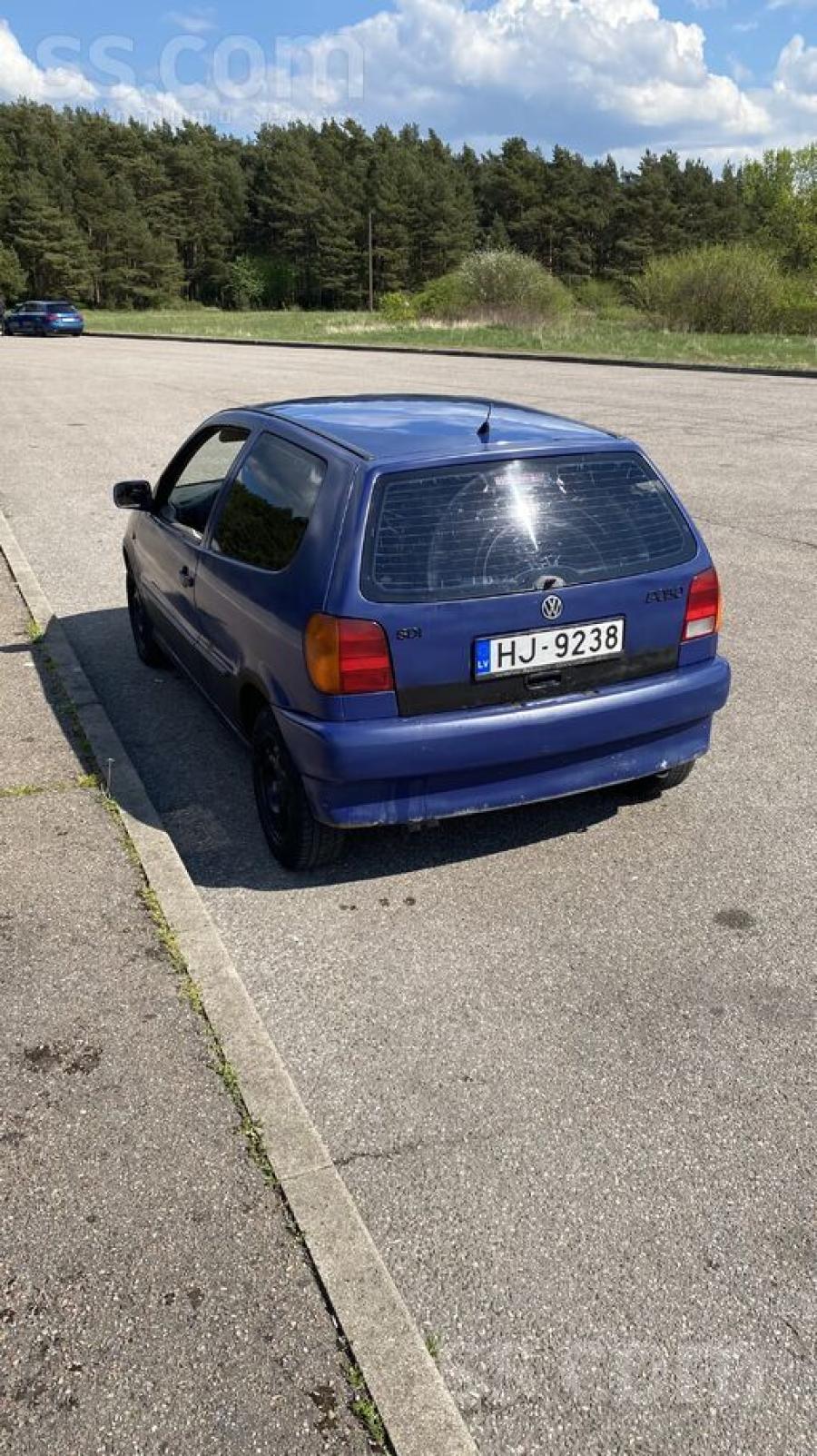 Zils Volkswagen Polo 1997 Ventspils, ar dzinēja tilpumu 1.70 L un nobraukumu 370 tūkst. km par 650 €, foto 8 vietnē AUTOMOTO.COM.LV