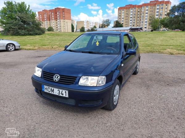 Blue Volkswagen Polo 2001 in Kaunas, with an engine capacity of 1.40 L and mileage of 119 thousand km for 700 €, photo 8 on AUTOMOTO.COM.LV