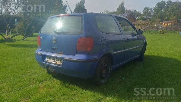 Zils Volkswagen Polo 2001 Rīga, ar dzinēja tilpumu 1.40 L un nobraukumu 264 tūkst. km par 350 €, foto 4 vietnē AUTOMOTO.COM.LV