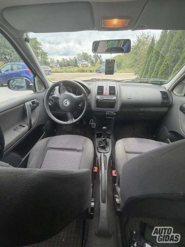 Volkswagen Polo 2001 Kauņa vietnē Zils Volkswagen Polo 2001 Kauņa, ar dzinēja tilpumu 1.40 L un nobraukumu 214 tūkst. km par 650 €, foto 5 vietnē AUTOMOTO.COM.LV