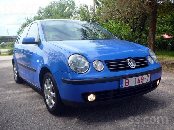 Blue Volkswagen Polo 2002 in Cesis, with an engine capacity of 1.40 L and mileage of 383 thousand km for 1290 €, photo 1 on AUTOMOTO.COM.LV