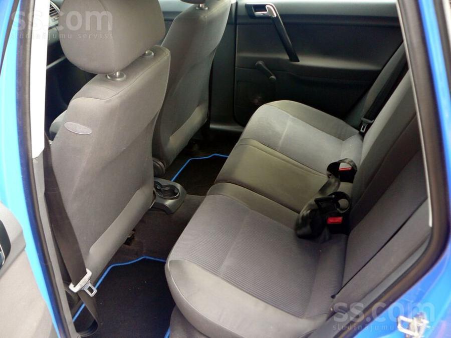 Zils Volkswagen Polo 2002 Cēsis, ar dzinēja tilpumu 1.40 L un nobraukumu 383 tūkst. km par 1290 €, foto 14 vietnē AUTOMOTO.COM.LV