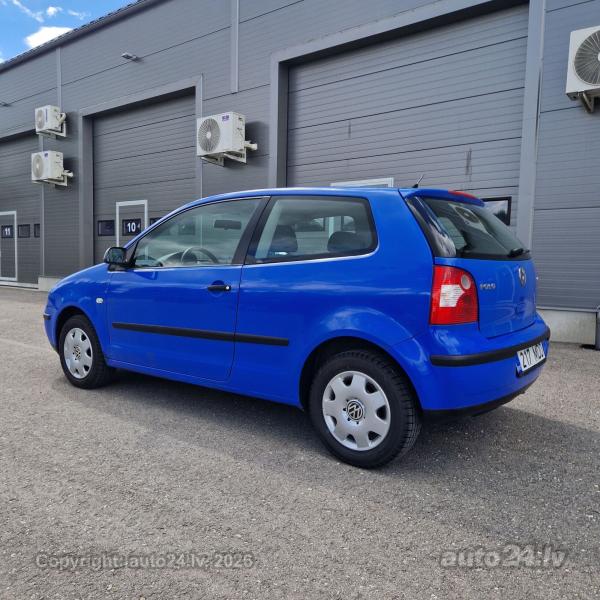 Zils Volkswagen Polo 2002 Tartu, ar dzinēja tilpumu 1.20 L un nobraukumu 99 tūkst. km par 1890 €, foto 6 vietnē AUTOMOTO.COM.LV
