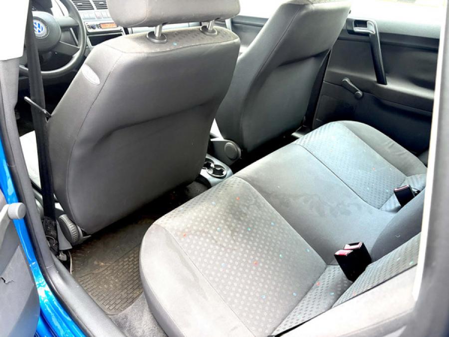 Blue Volkswagen Polo 2002 in Tallinn, with an engine capacity of 1.20 L and mileage of 167 thousand km for 1799 €, photo 18 on AUTOMOTO.COM.LV