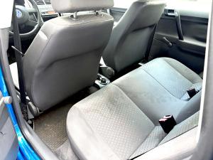 Blue Volkswagen Polo 2002 in Tallinn, with an engine capacity of 1.20 L and mileage of 167 thousand km for 1799 €, photo 19 on AUTOMOTO.COM.LV