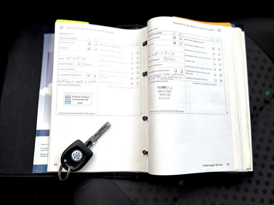 Blue Volkswagen Polo 2002 in Tallinn, with an engine capacity of 1.20 L and mileage of 167 thousand km for 1799 €, photo 60 on AUTOMOTO.COM.LV