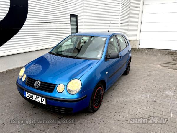 Volkswagen Polo 2002 in Tallinn on AUTOMOTO.COM.LV Blue Volkswagen Polo 2002 in Tallinn, with an engine capacity of 1.20 L and mileage of 168 thousand km for 1799 €, photo 4 on AUTOMOTO.COM.LV