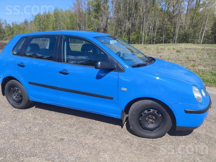 Blue Volkswagen Polo 2003 in Riga, with an engine capacity of 1.40 L and mileage of 251 thousand km for 1050 €, photo 2 on AUTOMOTO.COM.LV
