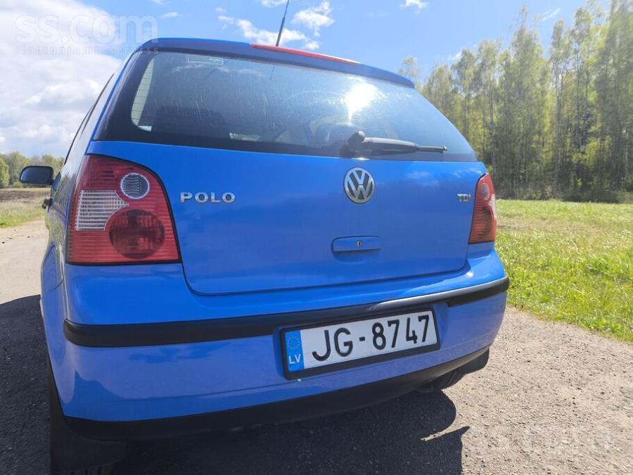 Blue Volkswagen Polo 2003 in Riga, with an engine capacity of 1.40 L and mileage of 251 thousand km for 1050 €, photo 10 on AUTOMOTO.COM.LV