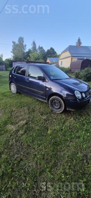 Blue Volkswagen Polo 2003 in Kraslava, with an engine capacity of 1.20 L and mileage of 256 thousand km for 650 €, photo 2 on AUTOMOTO.COM.LV