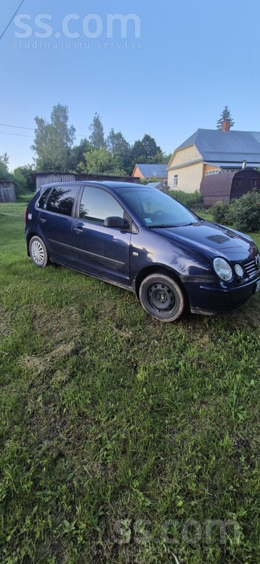 Blue Volkswagen Polo 2003 in Kraslava, with an engine capacity of 1.20 L and mileage of 256 thousand km for 650 €, photo 2 on AUTOMOTO.COM.LV
