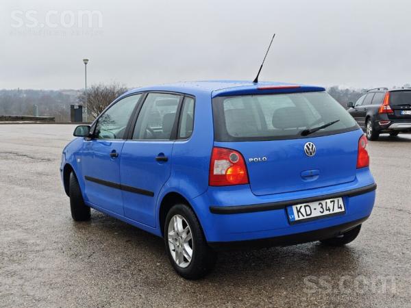 Blue Volkswagen Polo 2003 in Saldus, with an engine capacity of 1.20 L and mileage of 233 thousand km for 1000 €, photo 7 on AUTOMOTO.COM.LV