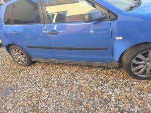 Blue Volkswagen Polo 2003 in Sirvintos, with an engine capacity of 1.90 L and mileage of 290 thousand km for 450 €, photo 5 on AUTOMOTO.COM.LV