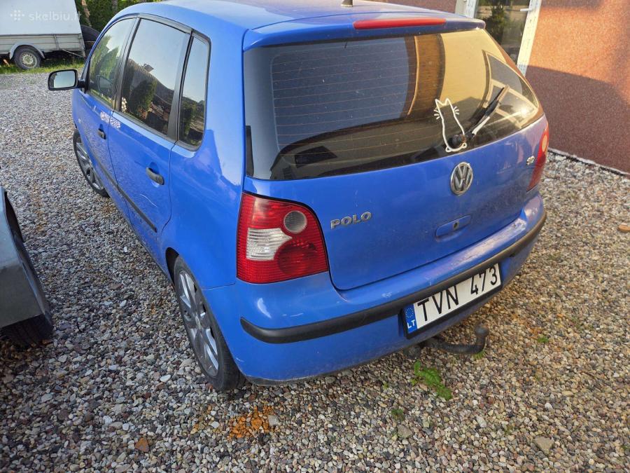 Blue Volkswagen Polo 2003 in Sirvintos, with an engine capacity of 1.90 L and mileage of 290 thousand km for 450 €, photo 8 on AUTOMOTO.COM.LV