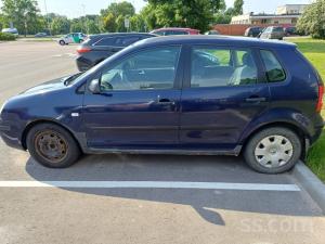 Zils Volkswagen Polo 2003 Rīga, ar dzinēja tilpumu 1.40 L un nobraukumu 197 tūkst. km par 350 €, foto 3 vietnē AUTOMOTO.COM.LV