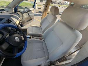 Zils Volkswagen Polo 2003 Klaipėda, ar dzinēja tilpumu 1.39 L un nobraukumu 217 tūkst. km par 2150 €, foto 7 vietnē AUTOMOTO.COM.LV