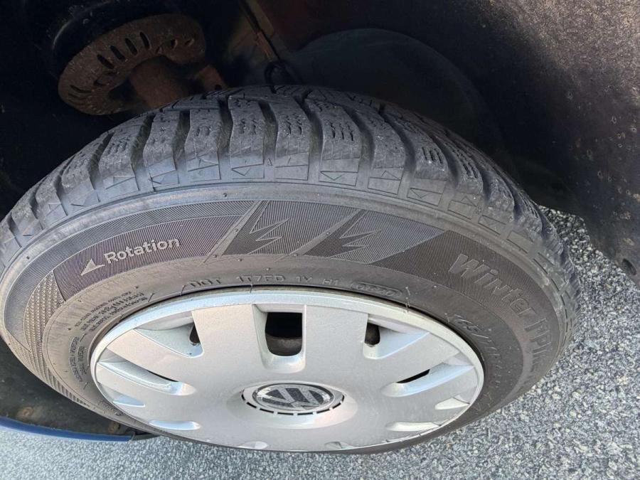 Zils Volkswagen Polo 2003 Klaipėda, ar dzinēja tilpumu 1.39 L un nobraukumu 217 tūkst. km par 2150 €, foto 14 vietnē AUTOMOTO.COM.LV