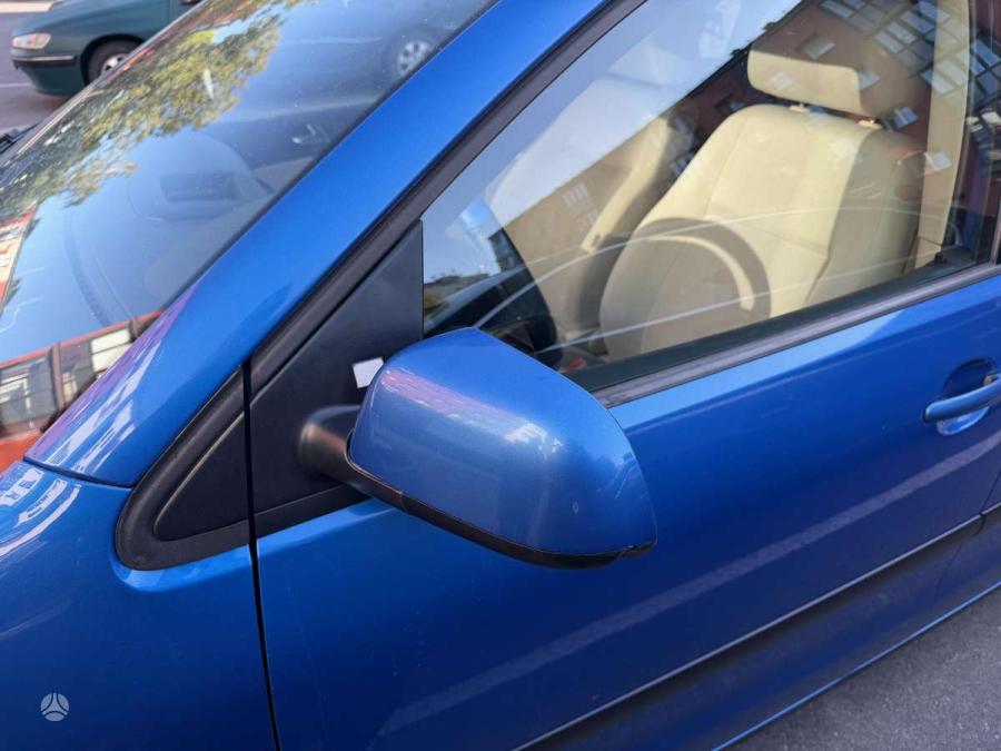 Zils Volkswagen Polo 2003 Klaipėda, ar dzinēja tilpumu 1.39 L un nobraukumu 217 tūkst. km par 2150 €, foto 16 vietnē AUTOMOTO.COM.LV