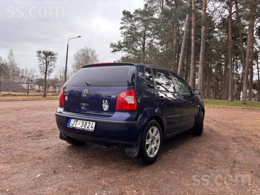 Zils Volkswagen Polo 2003 Krāslava, ar dzinēja tilpumu 1.20 L un nobraukumu 275 tūkst. km par 750 €, foto 6 vietnē AUTOMOTO.COM.LV