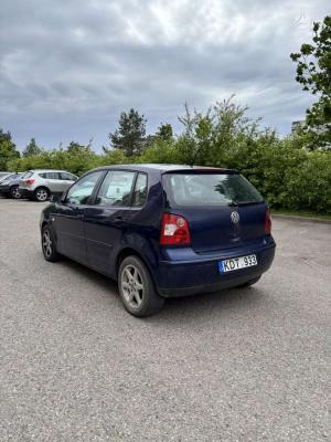 Zils Volkswagen Polo 2004 Kauņa, ar dzinēja tilpumu 1.42 L un nobraukumu 190 tūkst. km par 1000 €, foto 4 vietnē AUTOMOTO.COM.LV