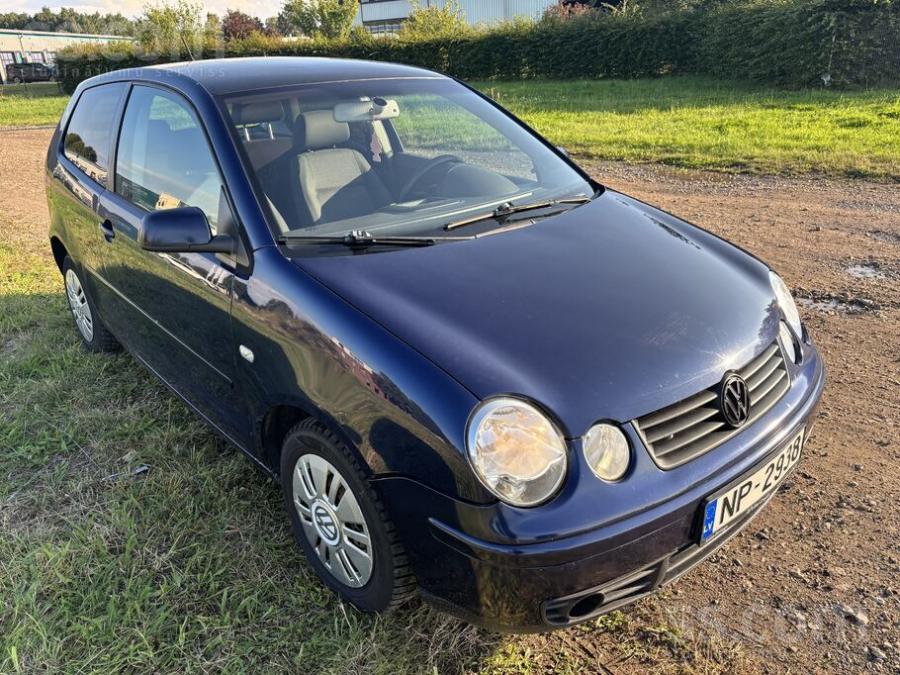 Blue Volkswagen Polo 2004 in Riga, with an engine capacity of 1.40 L and mileage of 285 thousand km for 1350 €, photo 1 on AUTOMOTO.COM.LV