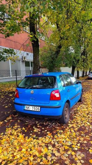 Blue Volkswagen Polo 2004 in Riga, with an engine capacity of 1.20 L and mileage of 170 thousand km for 700 €, photo 3 on AUTOMOTO.COM.LV