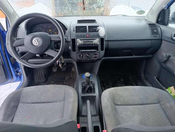 Zils Volkswagen Polo 2005 Šauļi, ar dzinēja tilpumu 1.20 L un nobraukumu 340 tūkst. km par 850 €, foto 6 vietnē AUTOMOTO.COM.LV