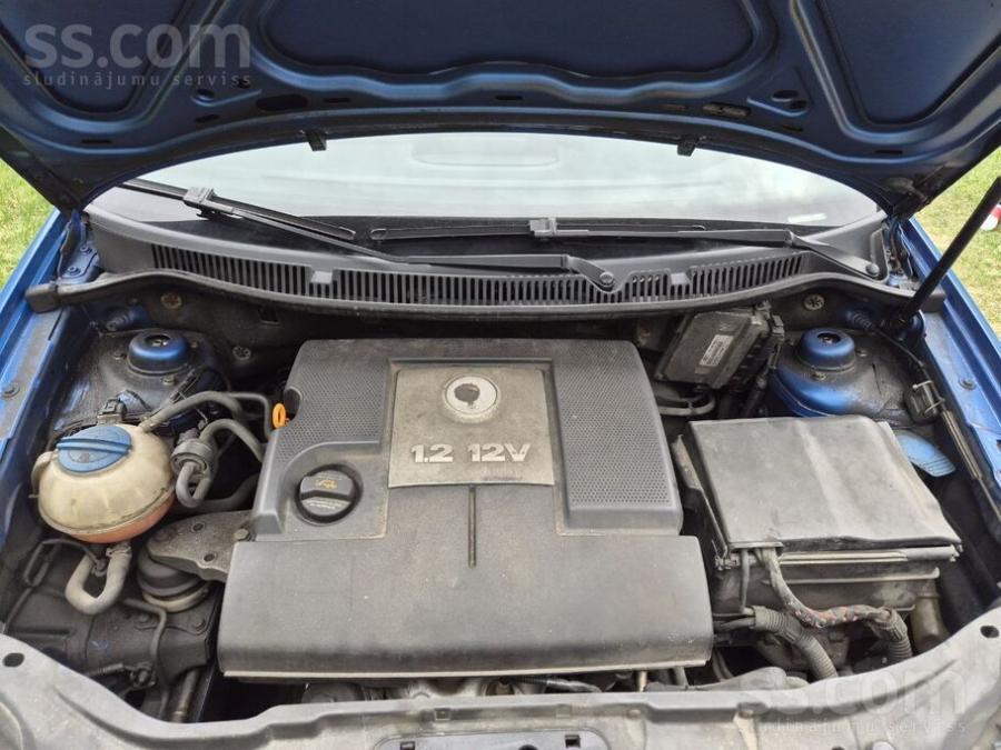 Zils Volkswagen Polo 2005 Rīga, ar dzinēja tilpumu 1.20 L un nobraukumu 270 tūkst. km par 1400 €, foto 7 vietnē AUTOMOTO.COM.LV