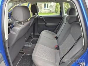 Zils Volkswagen Polo 2005 Rīga, ar dzinēja tilpumu 1.20 L un nobraukumu 270 tūkst. km par 1400 €, foto 10 vietnē AUTOMOTO.COM.LV