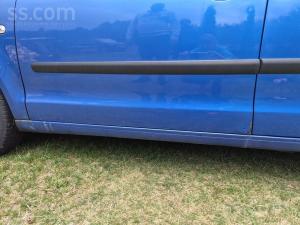 Zils Volkswagen Polo 2005 Rīga, ar dzinēja tilpumu 1.20 L un nobraukumu 270 tūkst. km par 1400 €, foto 12 vietnē AUTOMOTO.COM.LV