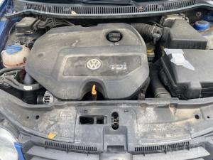 Blue Volkswagen Polo 2005 in Ogre, with an engine capacity of 1.90 L and mileage of 331 thousand km for 750 €, photo 11 on AUTOMOTO.COM.LV