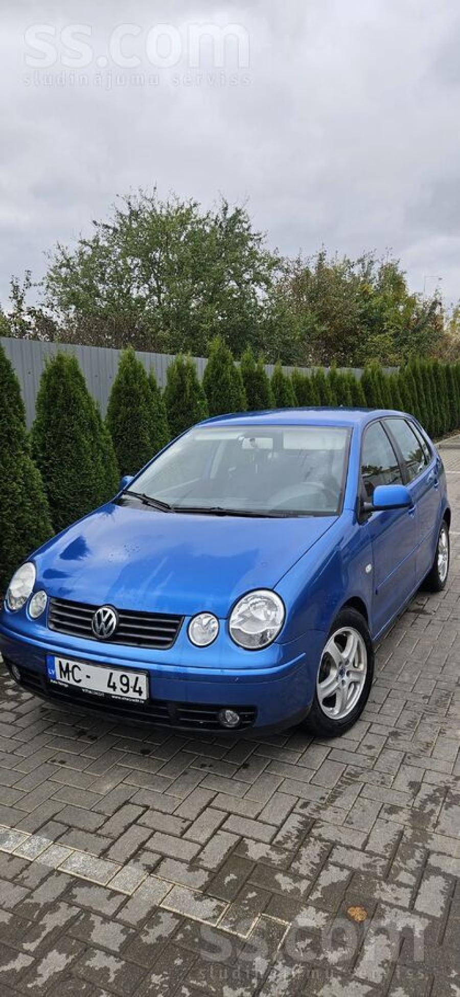 Zils Volkswagen Polo 2005 Ludza, ar dzinēja tilpumu 1.90 L un nobraukumu 332 tūkst. km par 1400 €, foto 1 vietnē AUTOMOTO.COM.LV