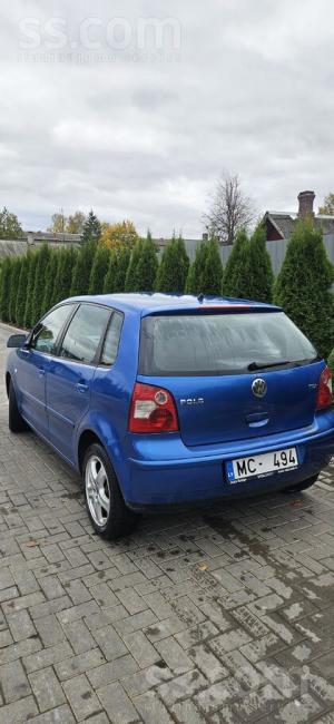 Zils Volkswagen Polo 2005 Ludza, ar dzinēja tilpumu 1.90 L un nobraukumu 332 tūkst. km par 1400 €, foto 3 vietnē AUTOMOTO.COM.LV