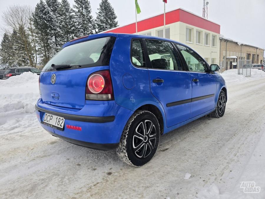 Zils Volkswagen Polo 2006 Radviliškis, ar dzinēja tilpumu 1.40 L un nobraukumu 308 tūkst. km par 999 €, foto 7 vietnē AUTOMOTO.COM.LV